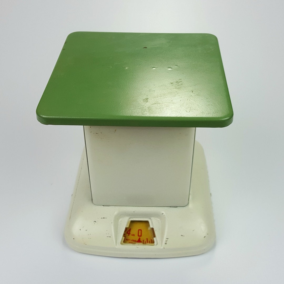Vintage Kitchen Scale 24 LB Scale Green and White Made in USA Mid ...