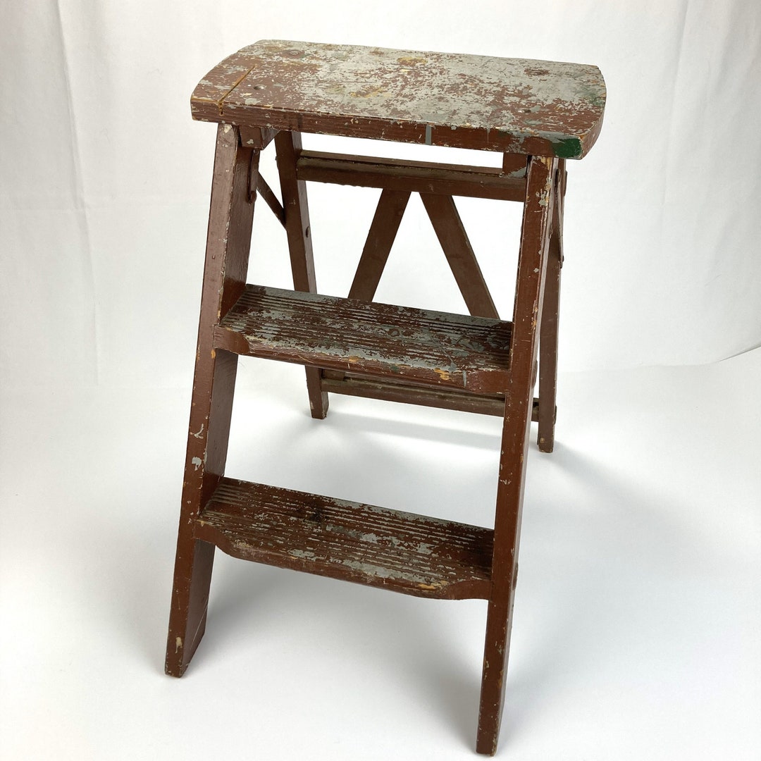 Vintage Painted Brown Step Ladder - Chippy Paint - Etsy