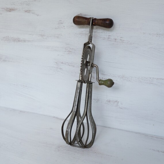 Vintage A&J Manual Egg Beater With Green Handles. - Etsy