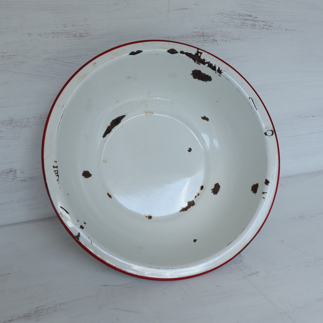 Vintage White Enamel Basin With Red Stripe 11" Diameter - Etsy