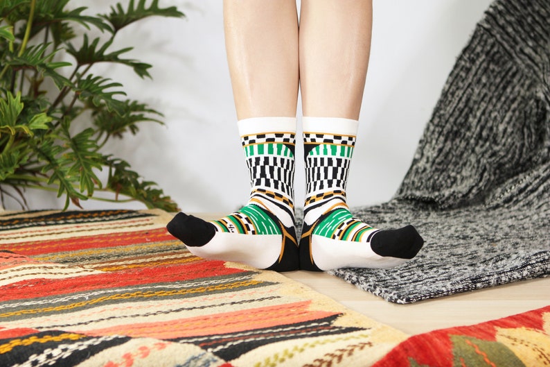 Moroccan Rug White Unisex Crew Socks cotton socks colorful - Etsy 日本