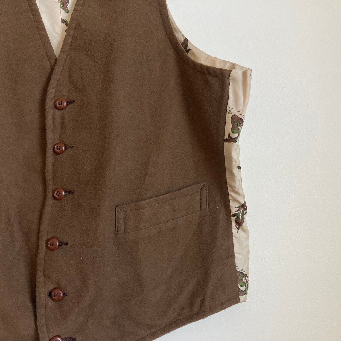 M L Vintage Moleskin Hunting Vest With Novelty Print Back Birds Elk ...