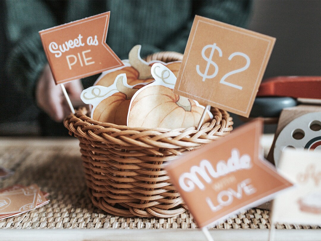 Pumpkin Pie Stand Dramatic Play Set | Thanksgiving Pretend Play | Cafe ...