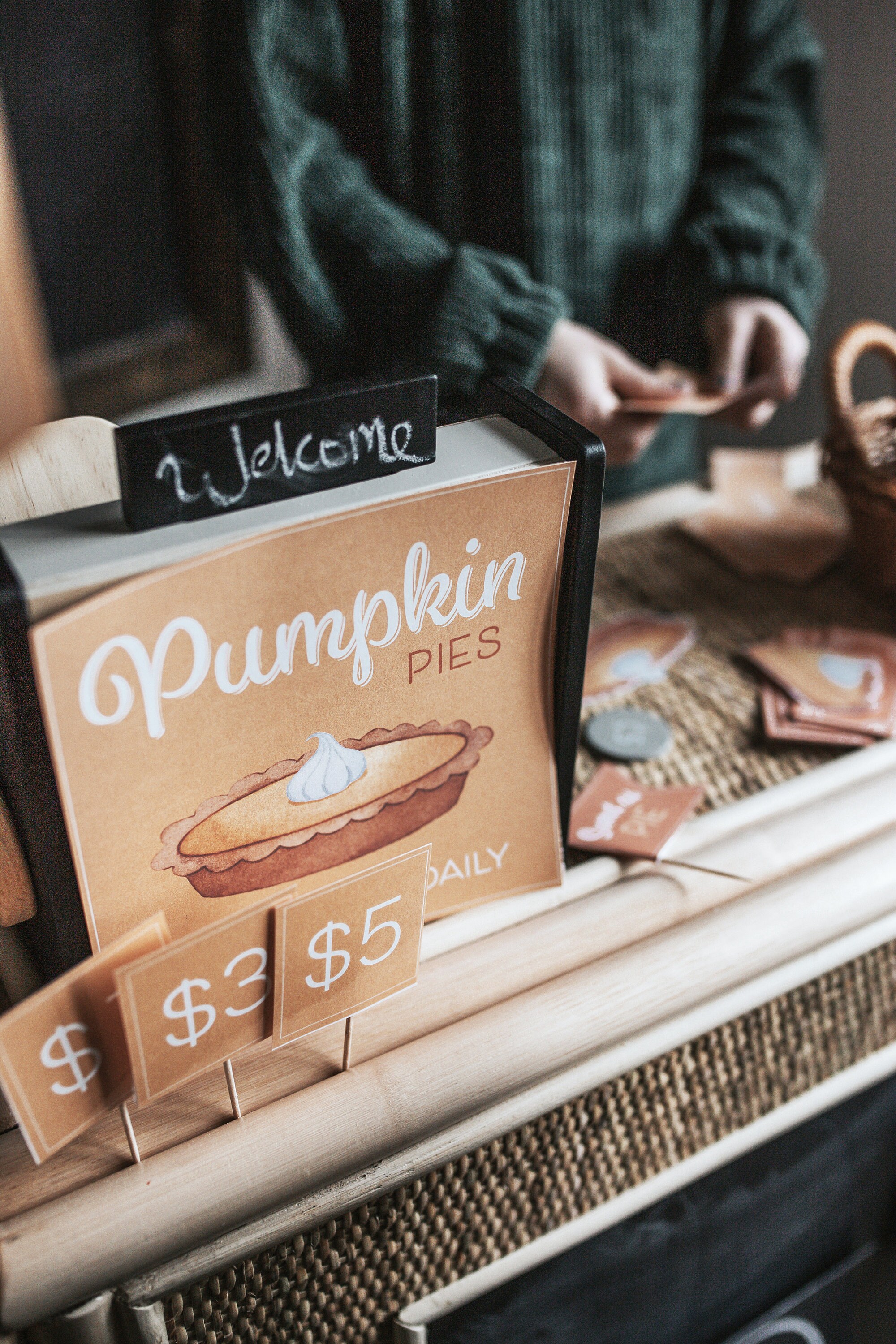 Pumpkin Pie Stand Dramatic Play Set | Thanksgiving | Dramatic Play Set ...