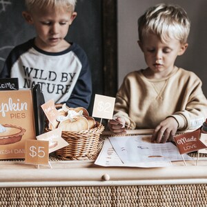 Pumpkin Pie Stand Dramatic Play Set | Thanksgiving | Dramatic Play Set ...