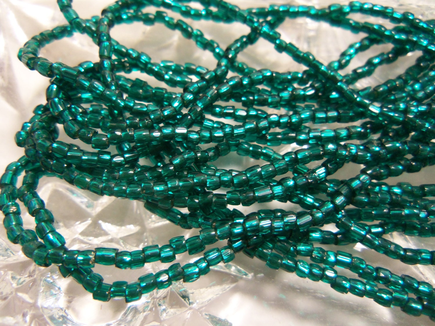 Size 10/0 Three Cut-tri Cut Metallic-silver Lined TEAL GREEN - Etsy