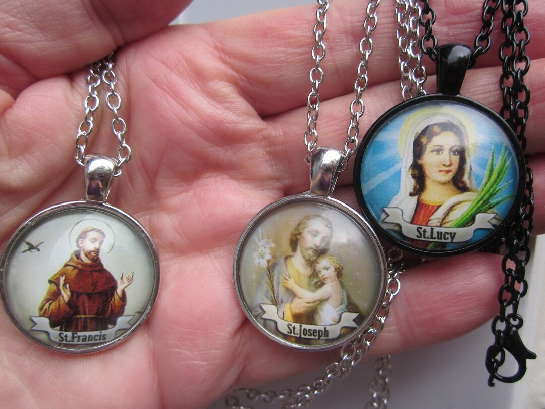 CHRISTIAN RELIGIOUS SAINTS Colorful Glass Cabochon W. Chain Necklace: 8 ...