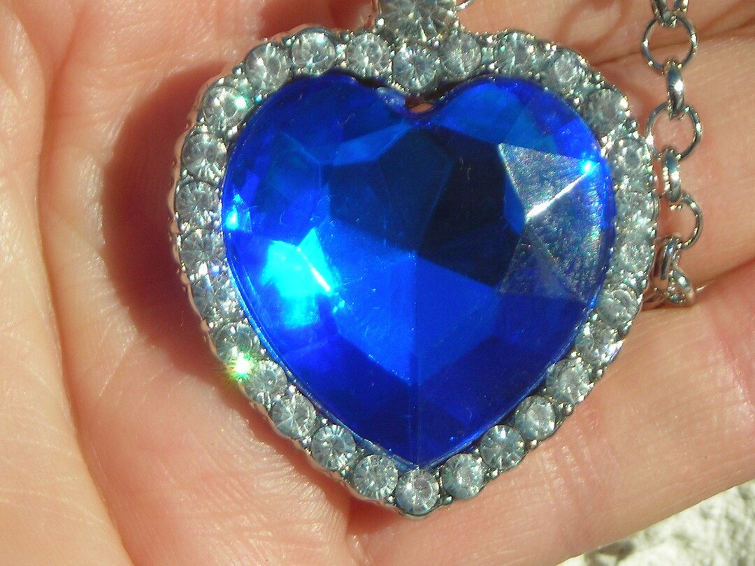 Lovely Gift for Her Huge Faceted Blue CRYSTAL HEART Shape Pendant ...