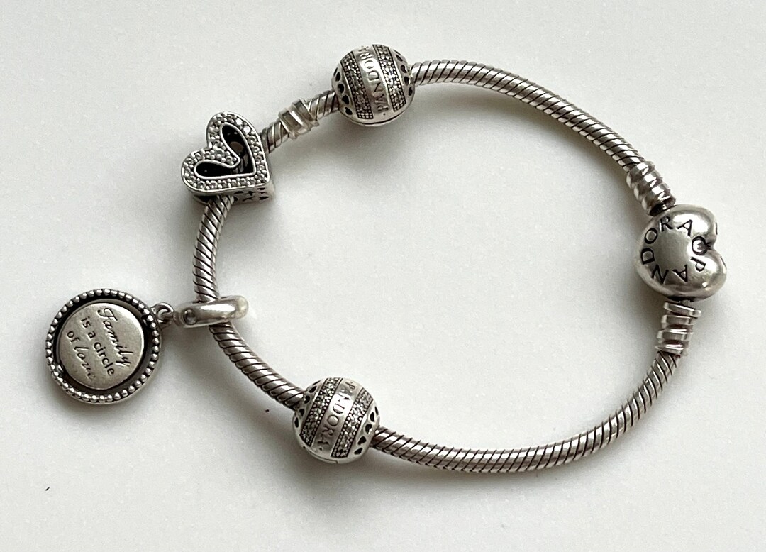 Pandora Moments BARREL Bracelet, Sterling Silver, Family Dangle Charm ...