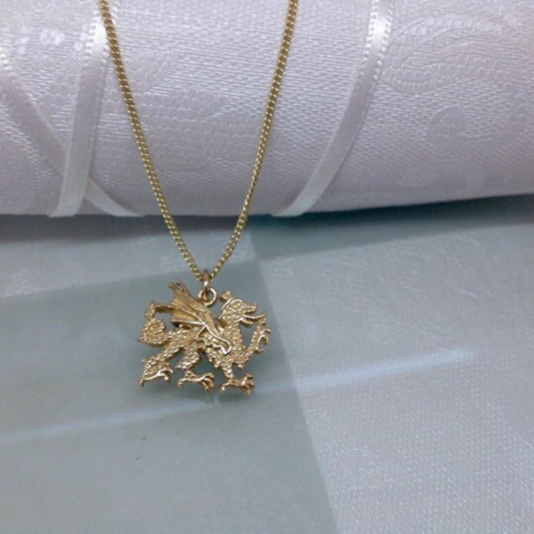 Welsh Dragon Pendant in Solid 9 Carat Gold. - Etsy