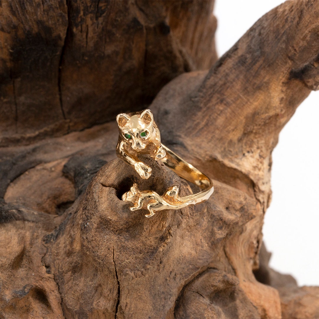 Cat and Mouse Ring in Solid Gold With Emeralds - Etsy