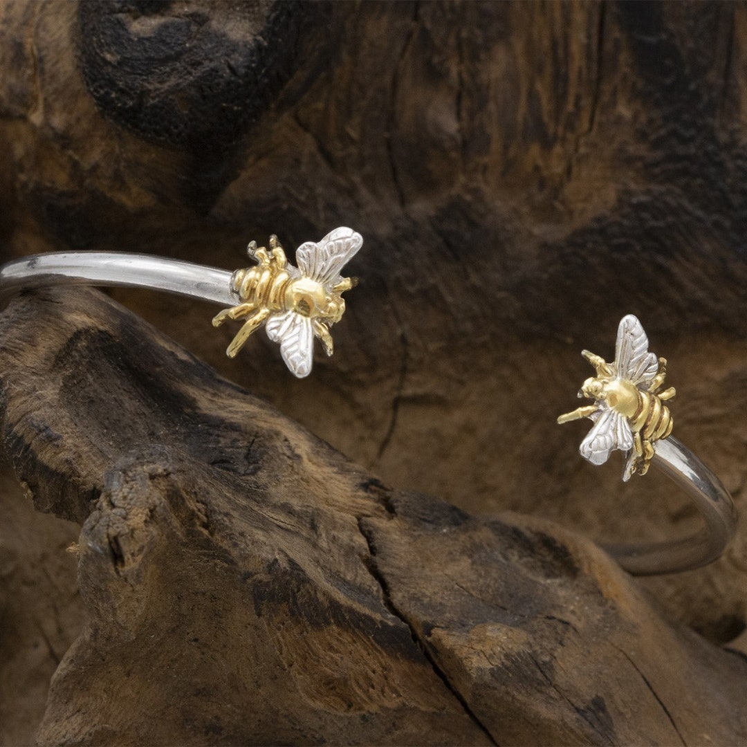 Bee Bangle in 18ct Gold on Sterling Silver - Etsy