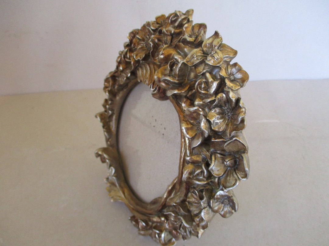 Ornate Metal Frame with Glass Insert tabletop Photo Frame Ornate Silver ...