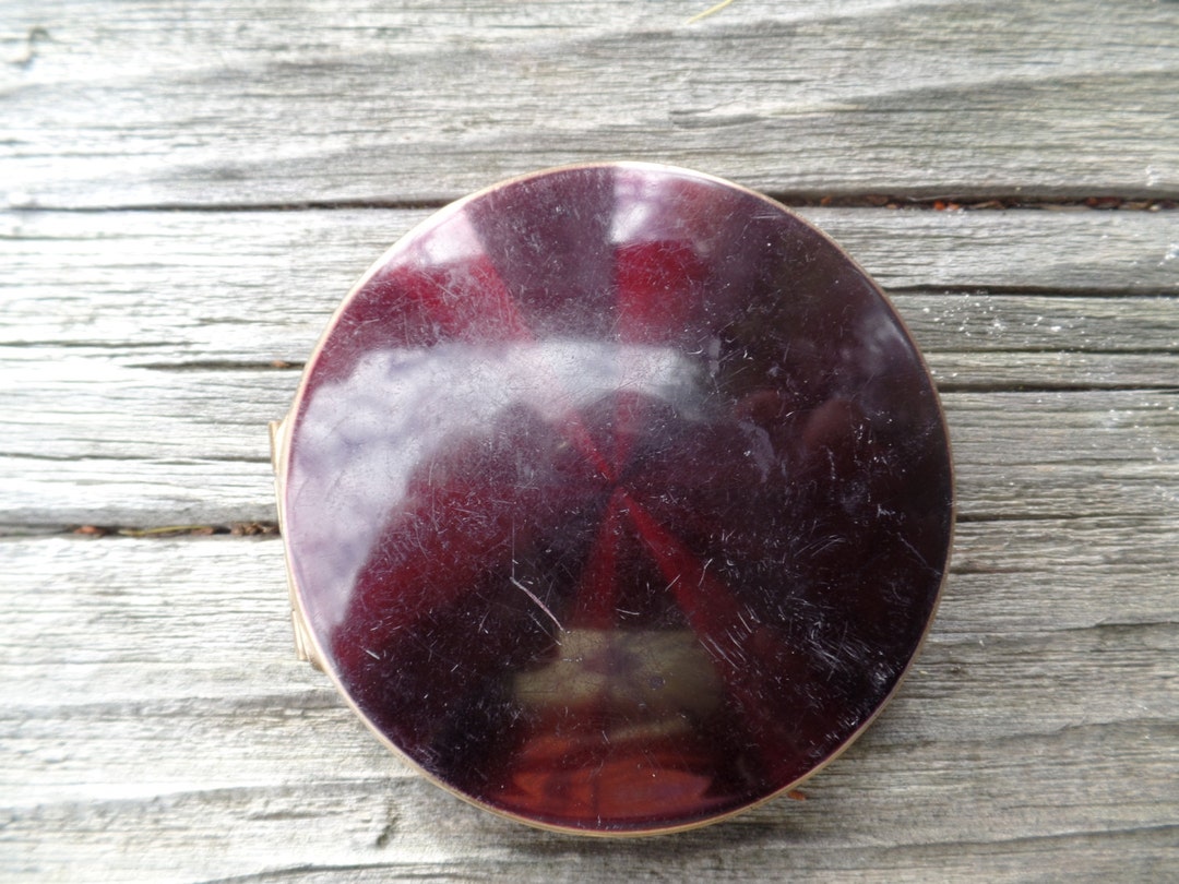 Stratton Round Powder Compact Made in England - Etsy