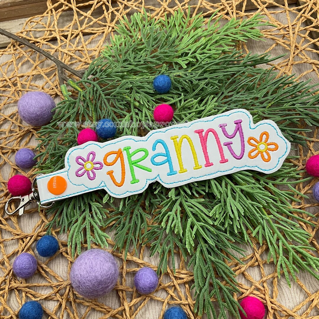 In the Hoop Granny Snap Tab Key Fob With Flowers | ITH Snap Tab Machine Embroidery Design ...