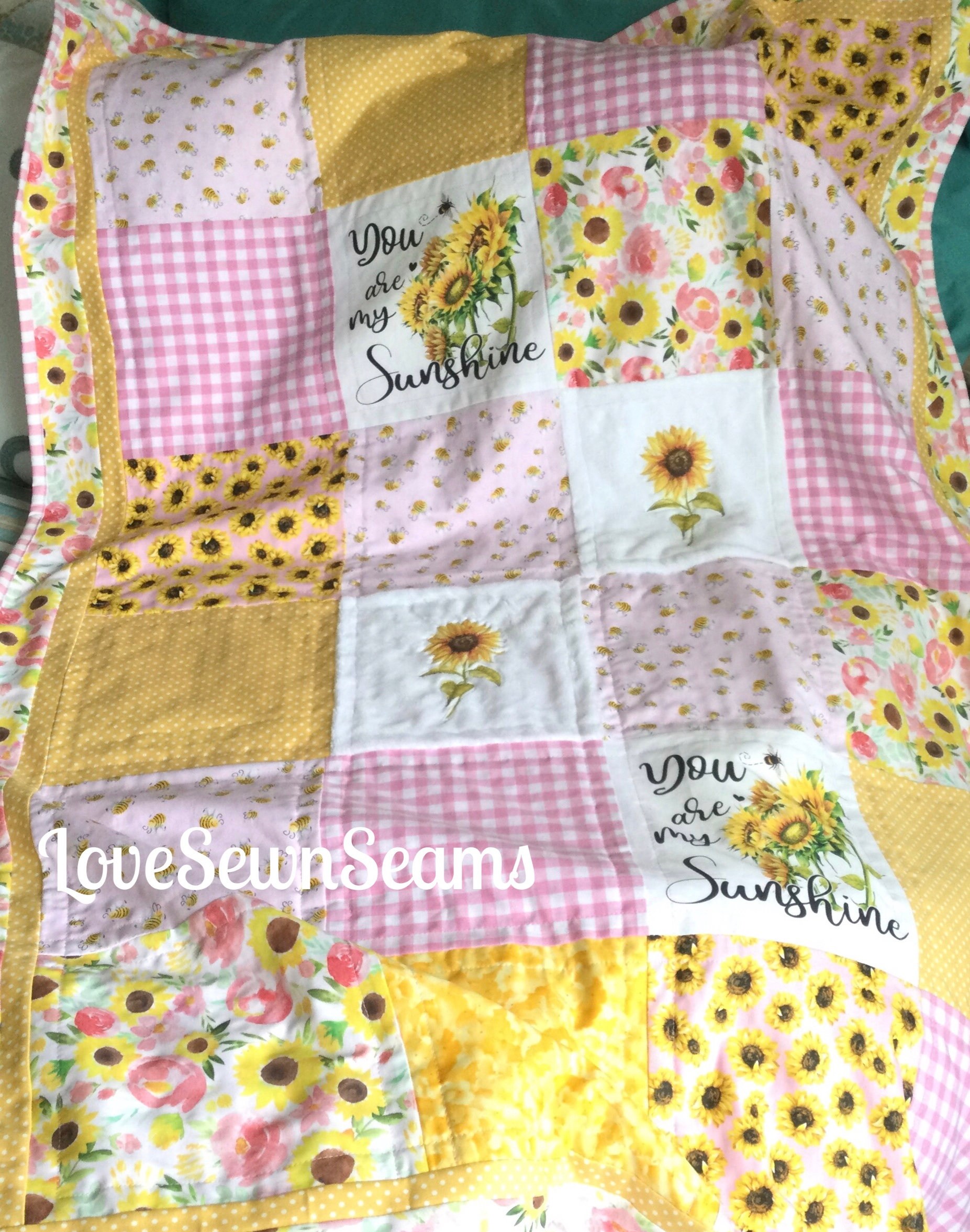 Sunflower Sunshine Quilt/you Are My Sunshine/sunflower Quilt - Etsy