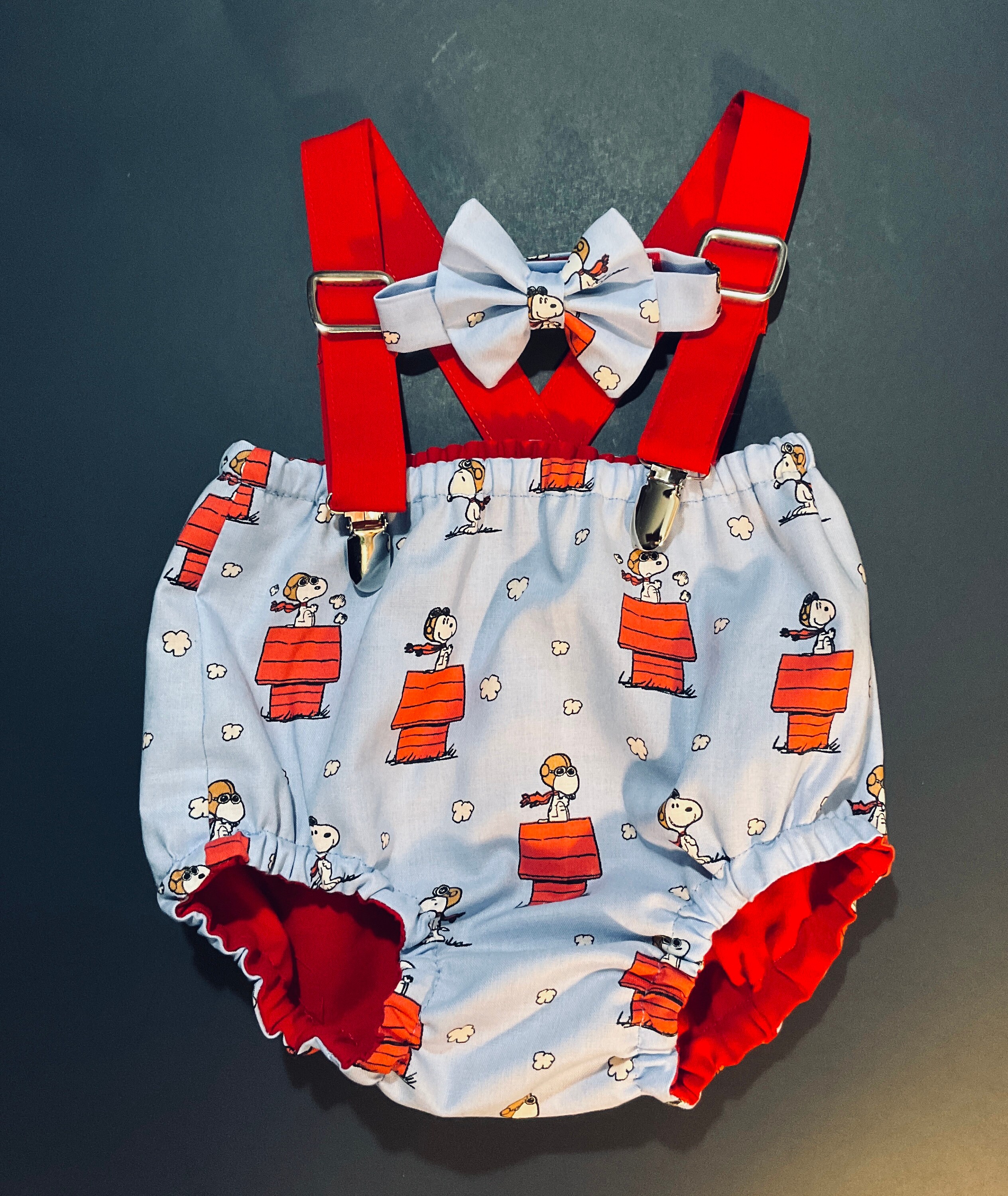 Snoopy Diaper Cake - The Peanuts Diaper Cake - Charlie Brown - Snoopy ...