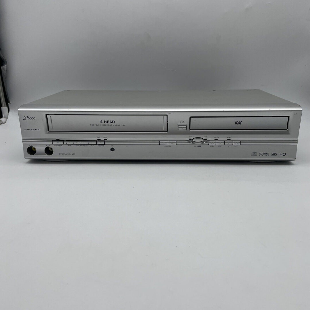 VHS DVD Combo Player Console Funai Sv2000 WV806 No Remote Working ...