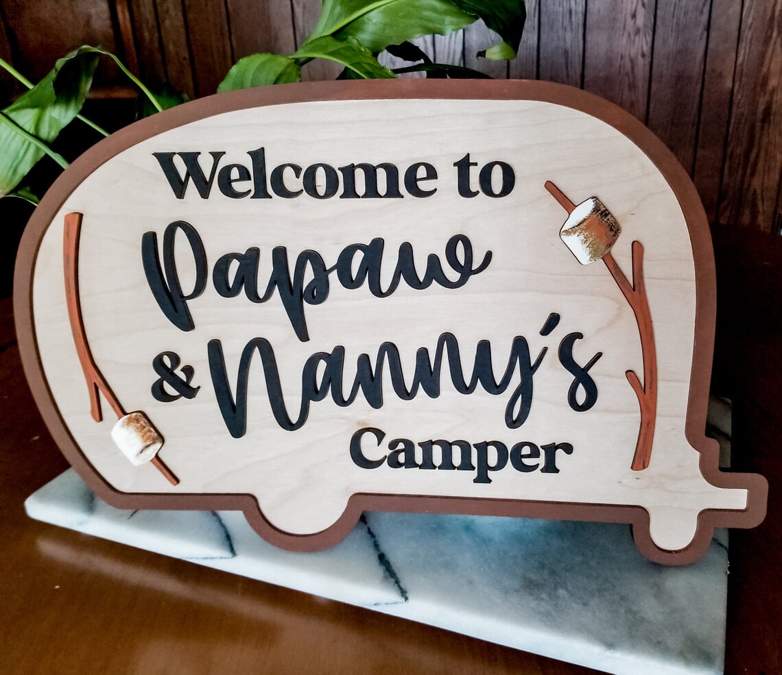 Custom Wooden Camper Welcome Sign // Personalized Sign / - Etsy