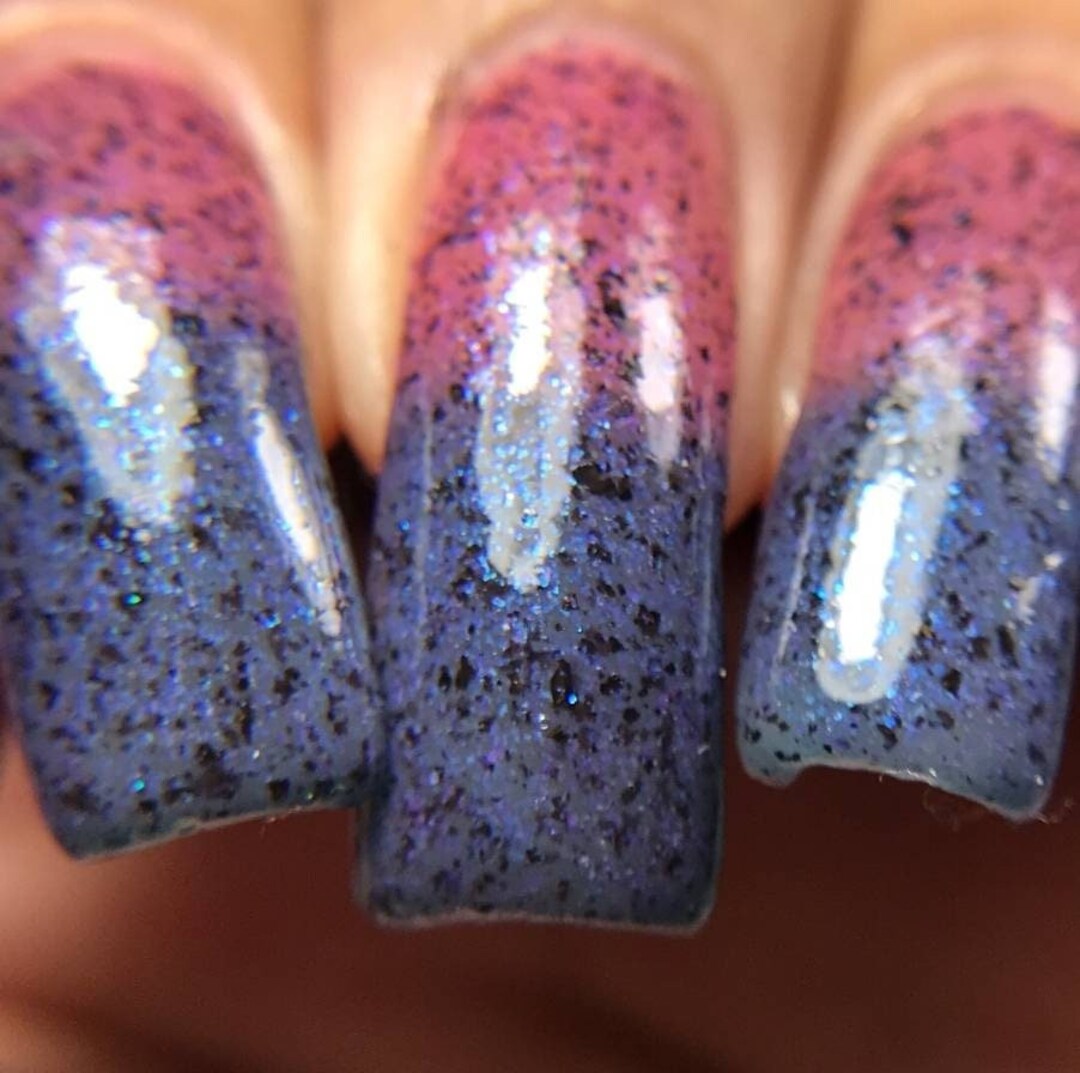 Blue to Pink Thermal Nail Polish, Flakie Indie Nail Polish, Color ...