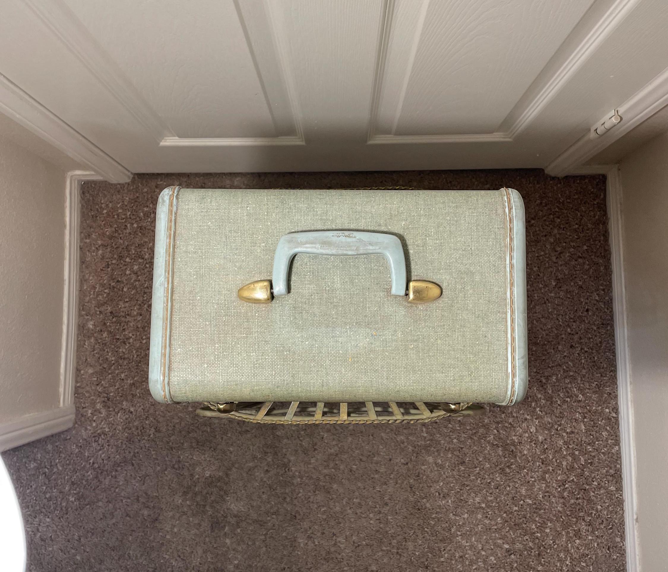 SAMSONITE TRAIN CASE, Mid Century Luggage, Vanity Case, Wedding Case ...