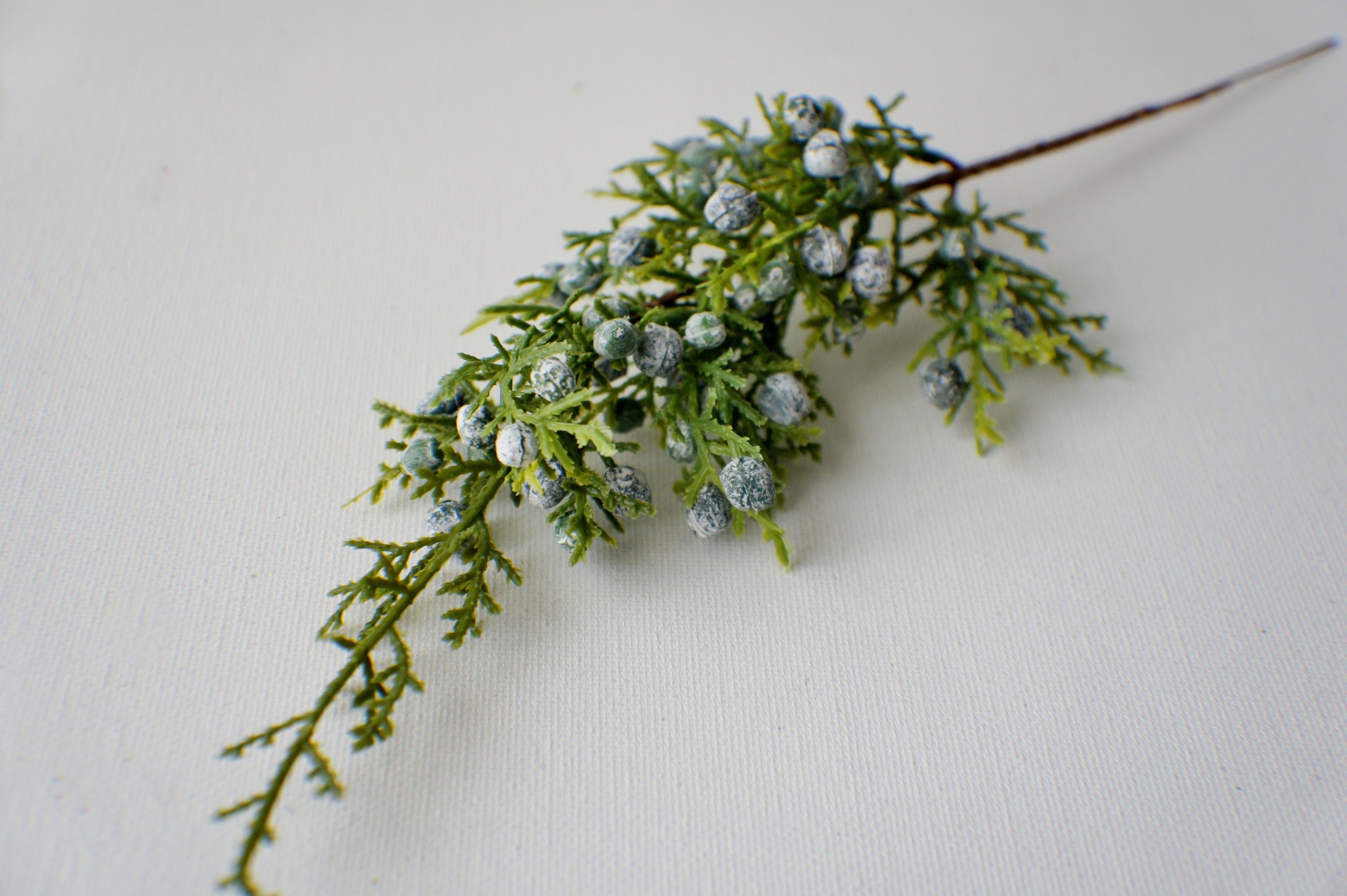 8" Artificial Juniper Spray, Stem Pick Vase Filler Christmas Greenery ...