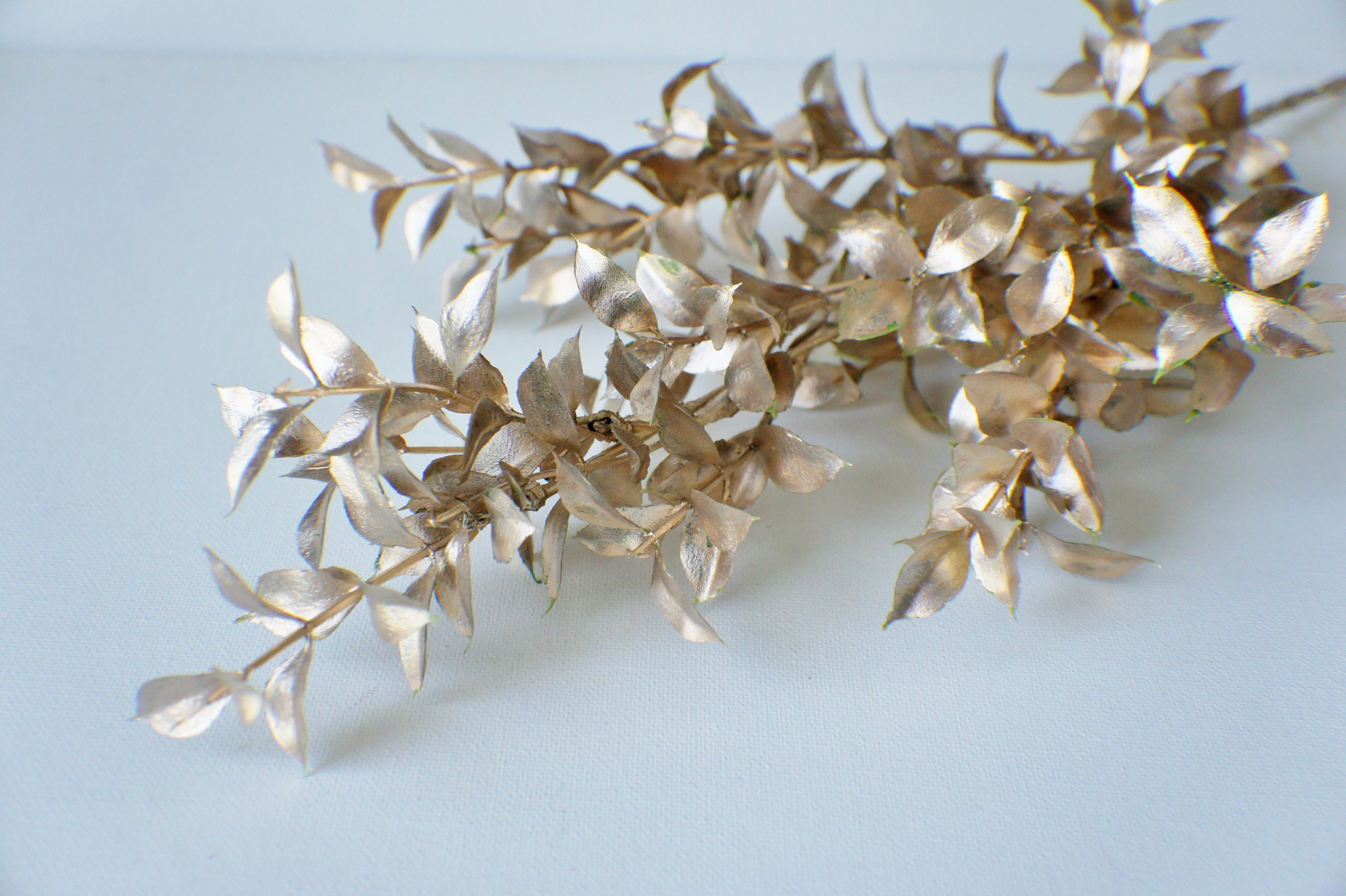 Wedding Golden Leaf Spray, Golden Floral Spray Metallic Shiny Leaf ...