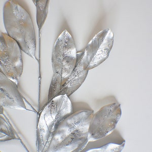 Silver Magnolia Leaf Spray: Metallic Christmas Floral Stem - Etsy