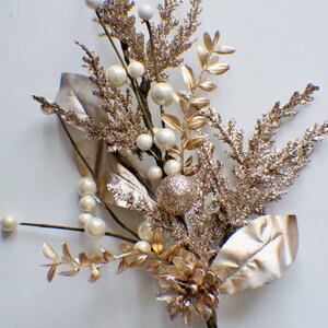 Golden Juniper Spray, Golden Floral Spray Metallic Pine Spray Spray ...