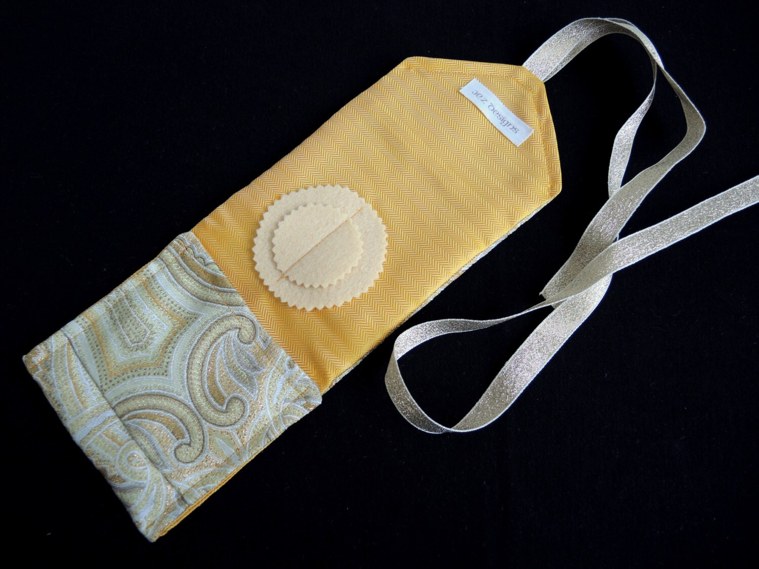 Large Luxury Travel Sewing Kit in Silk -gold Paisley Sudbury Vanners ...