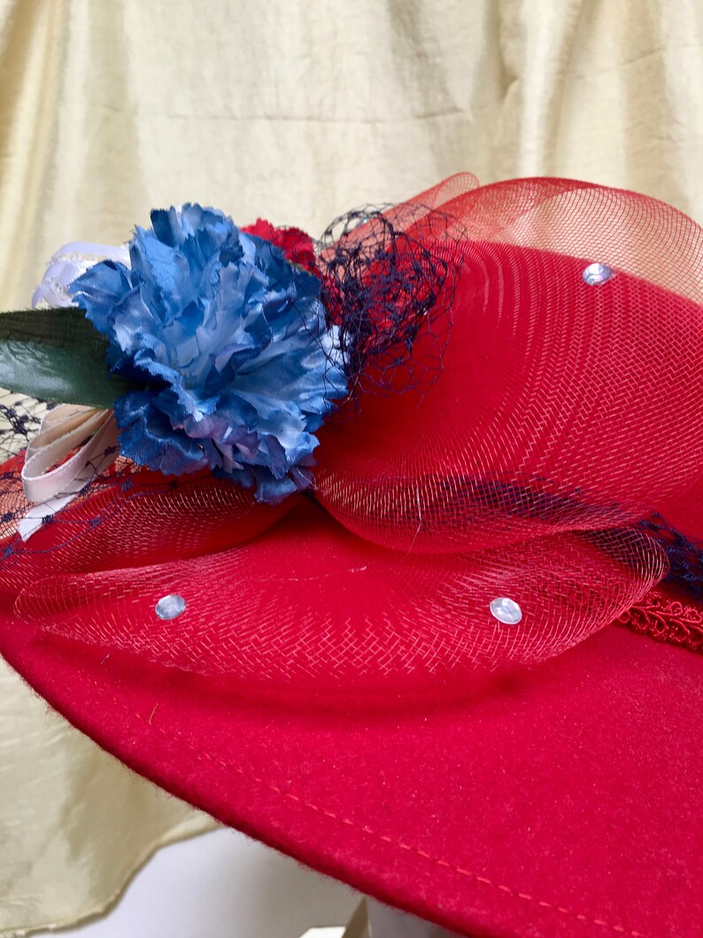Vintage Red Wool Felt 'day at the Races' Church - Etsy