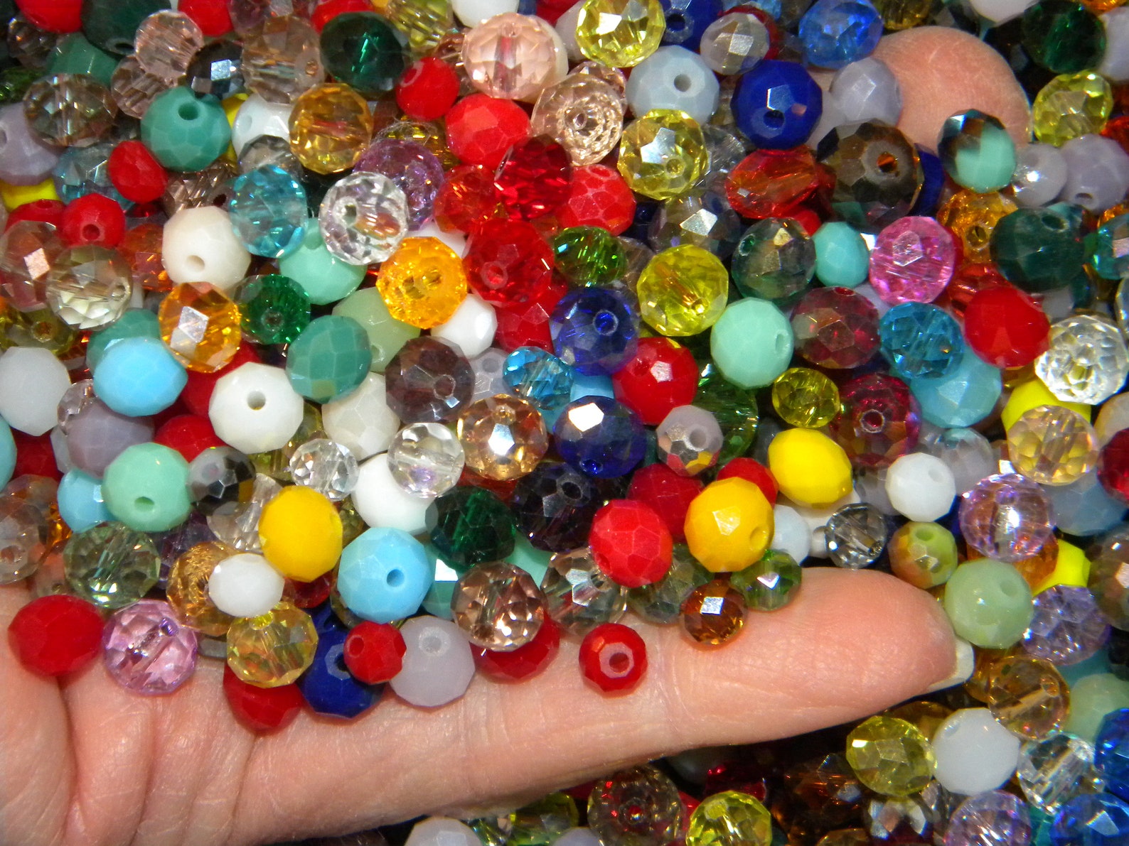 NEW 1 POUND 1000's of Beads Glass Rondelle Faceted Beads 6mm & 8mm ...