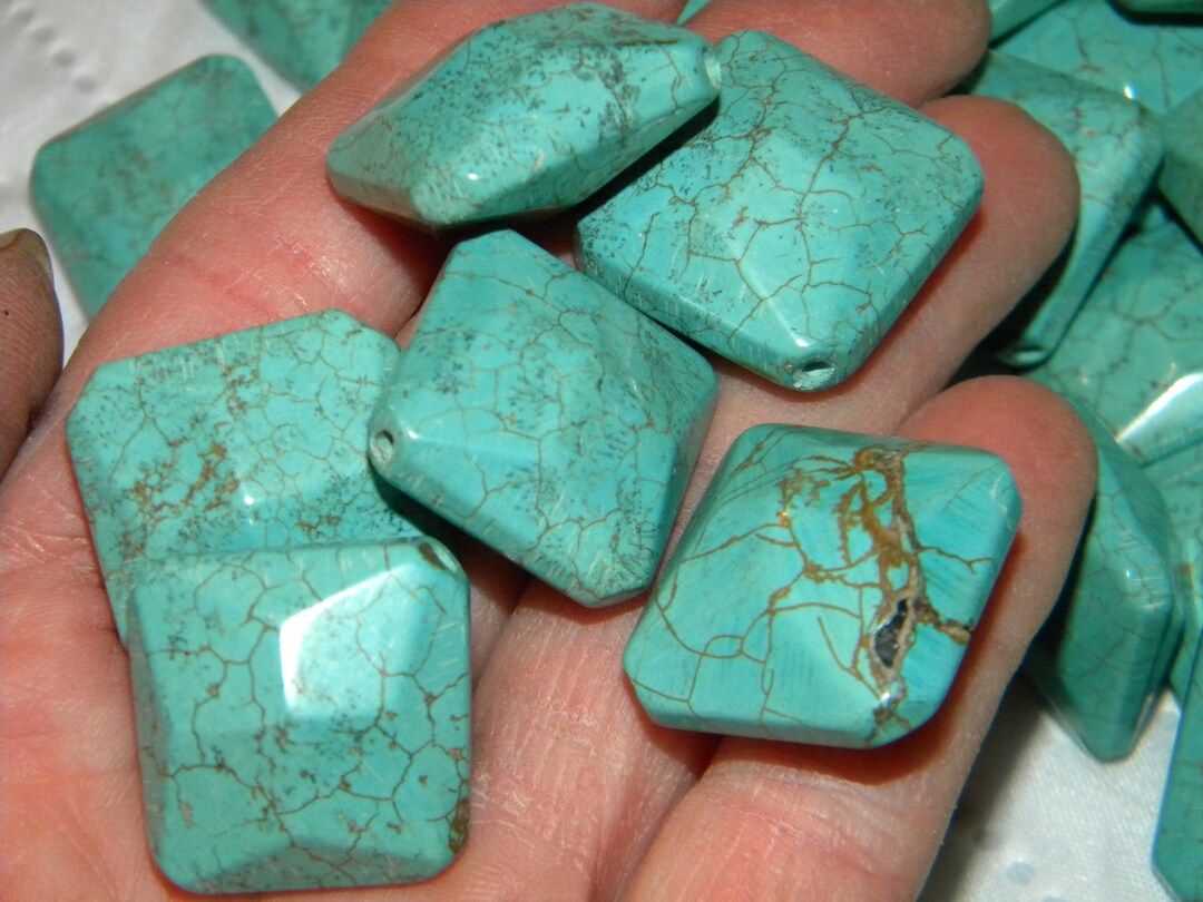 NEW 60/pc Square Pyramid Shaped Blue Gemstone Size 27mm X 13.5mm Top to ...