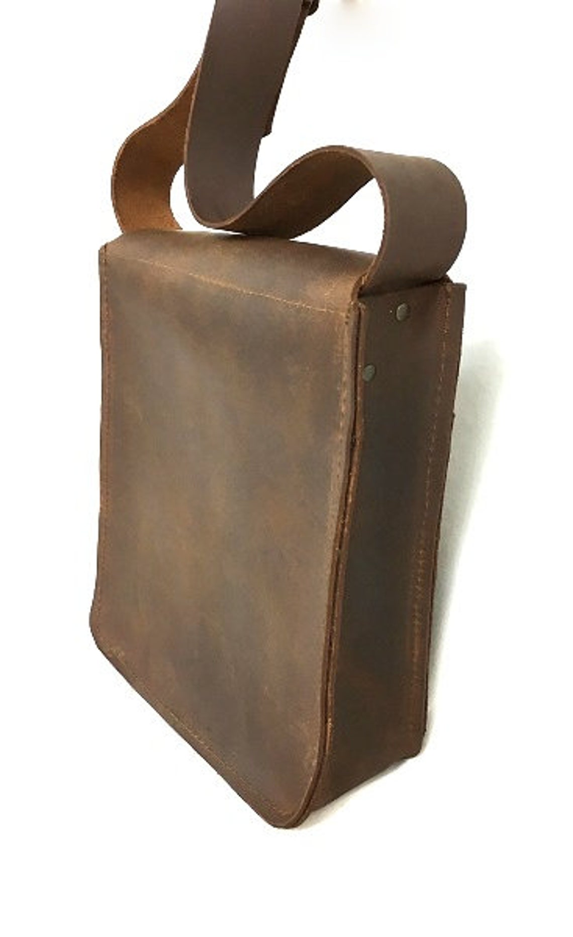 Classic Handcrafted Distressed Brown Men's Leather Bag. Small Size ...
