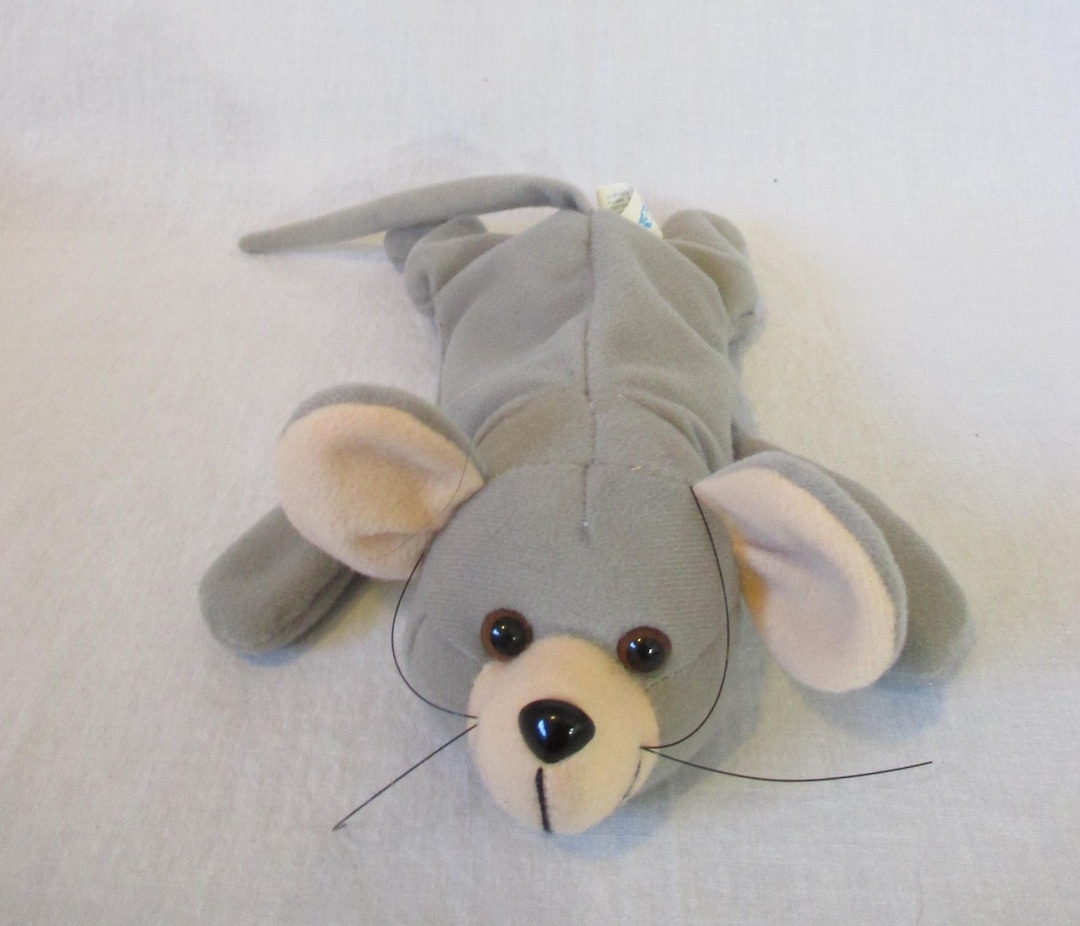 Bean Bag Mouse Vintage Very Soft, Loveable, and Huggable Poseable Gray ...