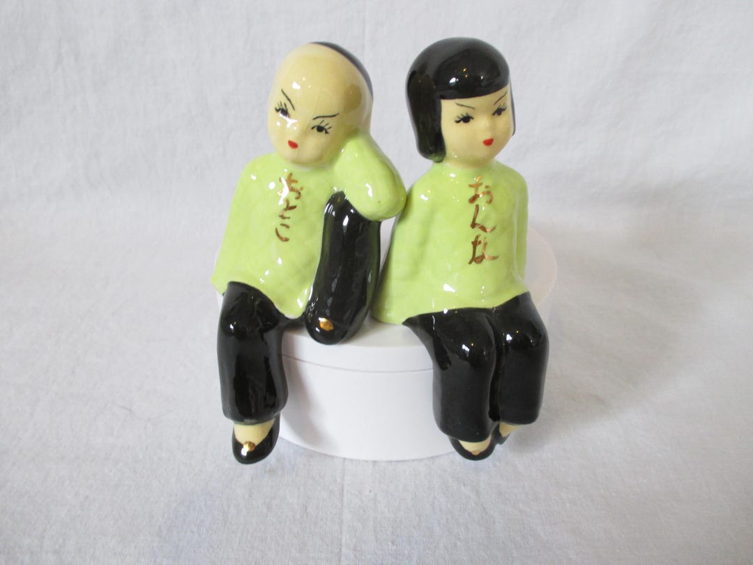 Figurines Shelf Sitters Set of 2 Figurines Bookshelf Decor Ceramic ...