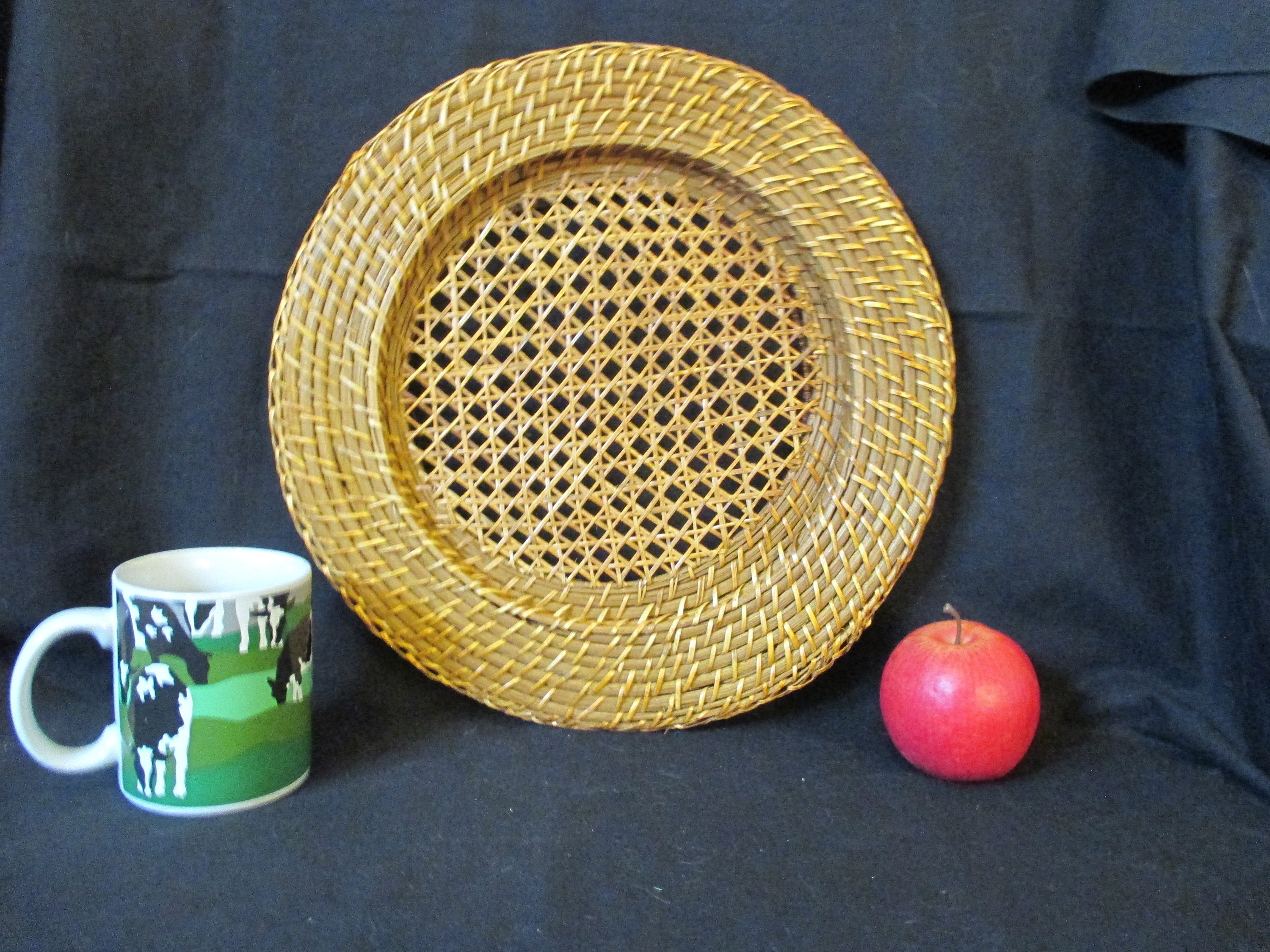 Wicker Rattan Platter Tray Vintage Unusual Design Beautiful - Etsy
