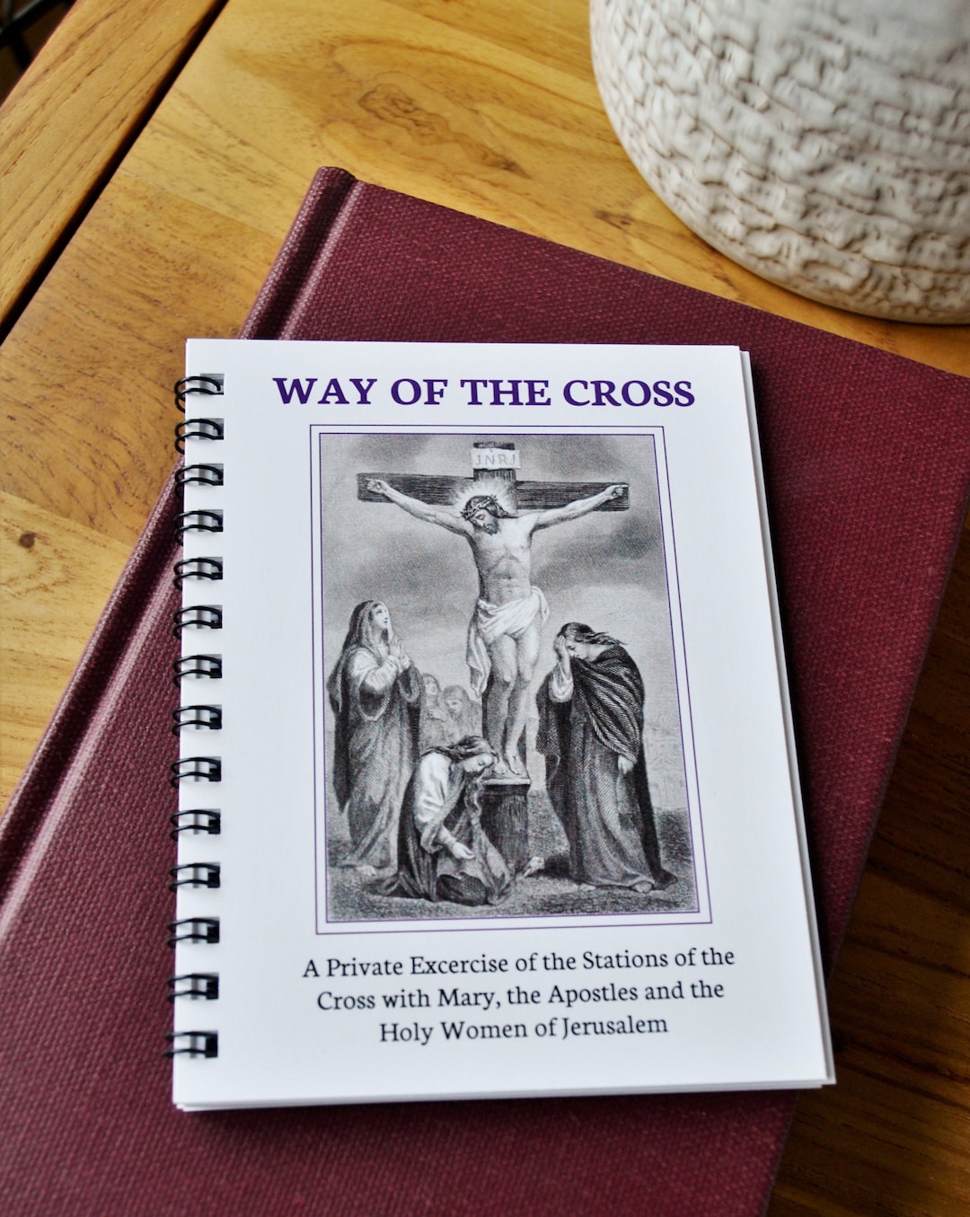 Stations of the Cross Booklet: Lent Meditations With Mary and Apostles ...