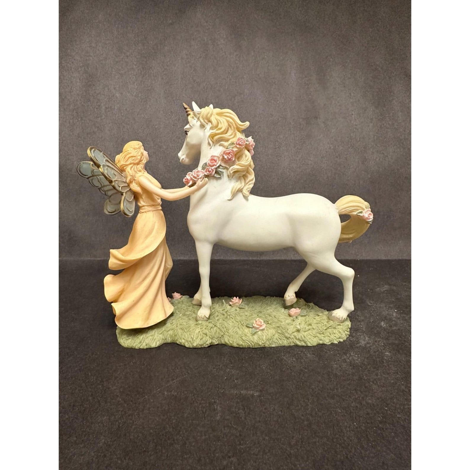 Messenger of Happiness Unicorn Figurine Special Messages Hamilton ...