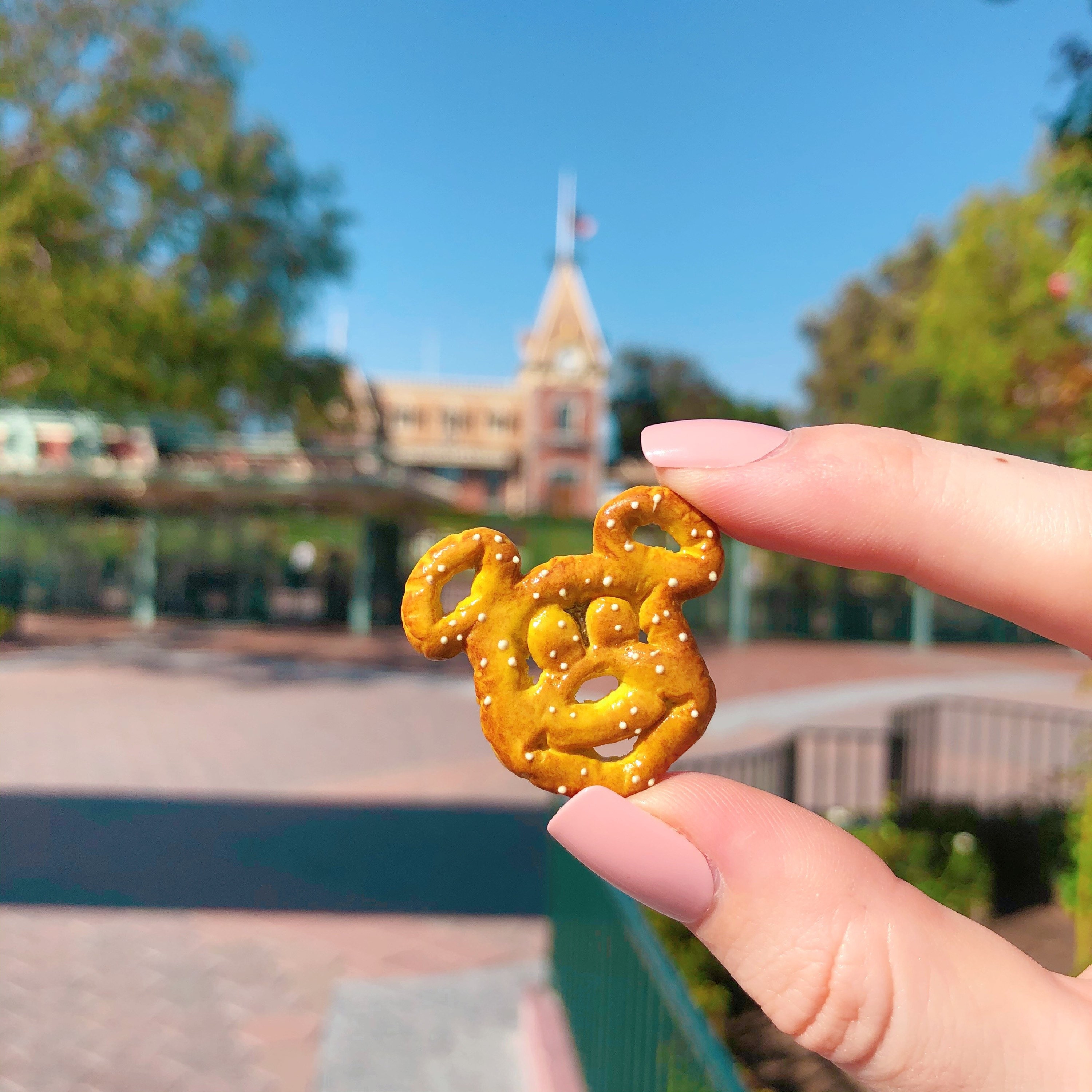 MADE TO ORDER Mickey Mouse Pretzel Pin Handmade Mini Food - Etsy