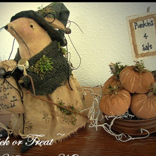 Primitive Halloween Witch Mouse Pattern Trick or Treat - Etsy