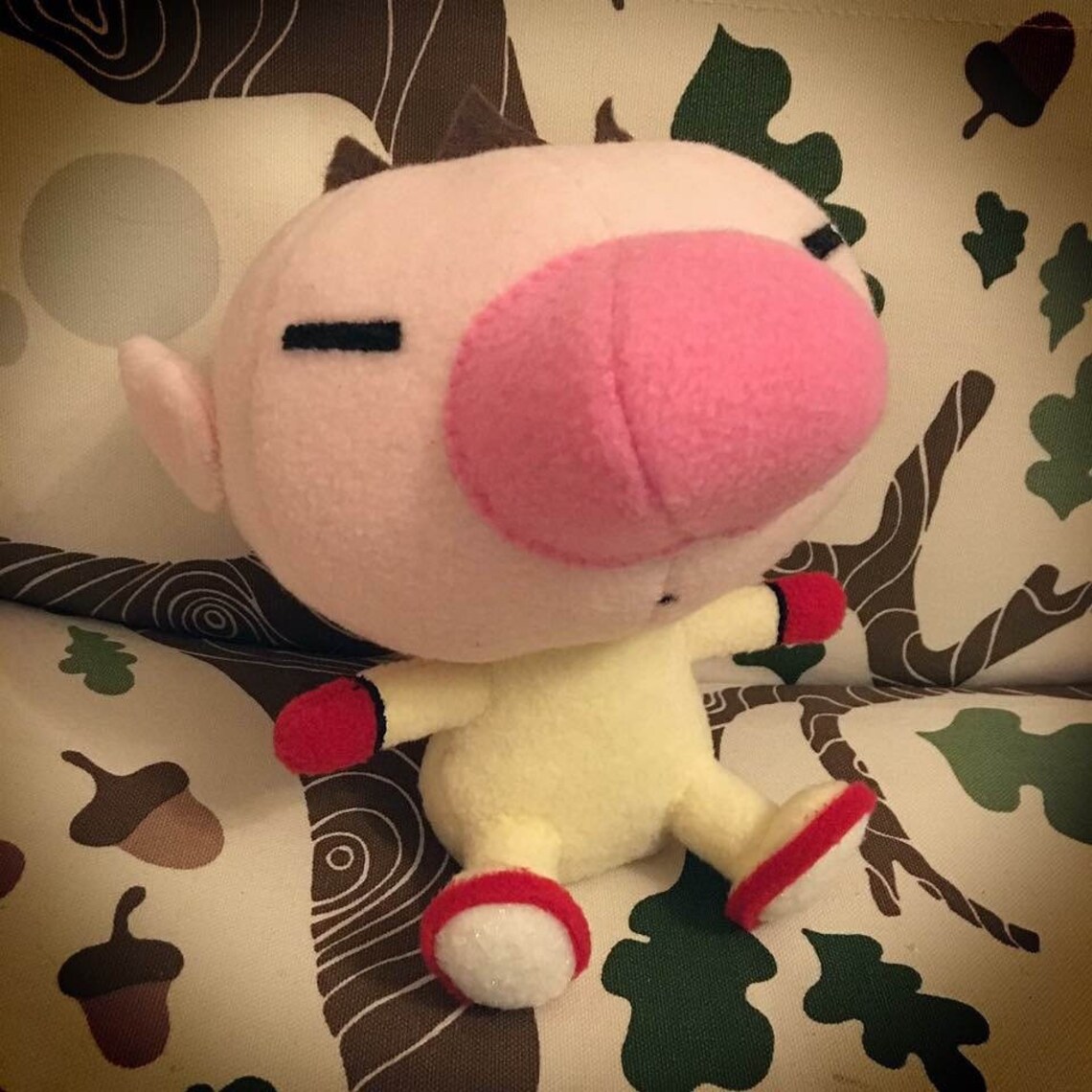 Captain Olimar and Louie Plushes MADE TO ORDER - Etsy