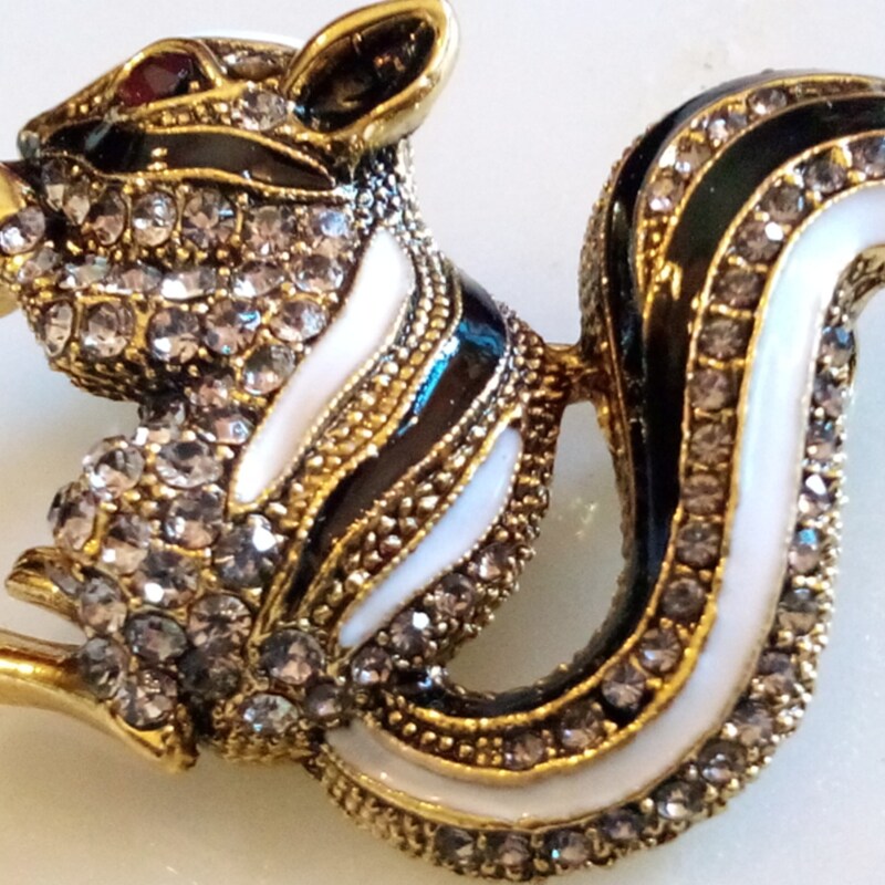 Squirrel Brooch - Etsy