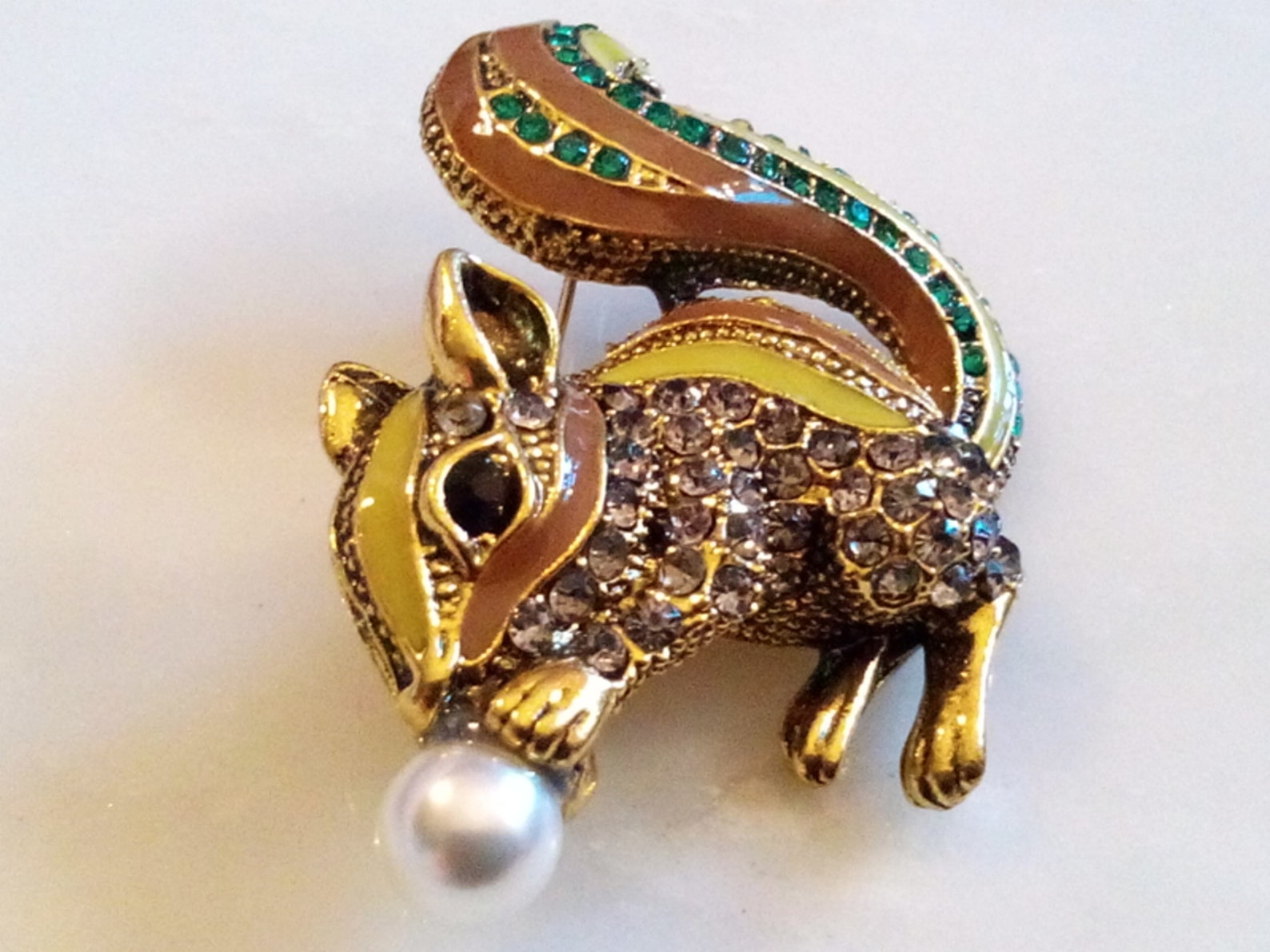 ADORABLE SQUIRREL BROOCH Figural Animal Pin/accessory. - Etsy