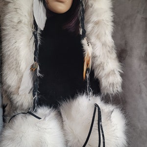 White Trapper Hat With Black Horns Buffalo Headdress, White Viking ...