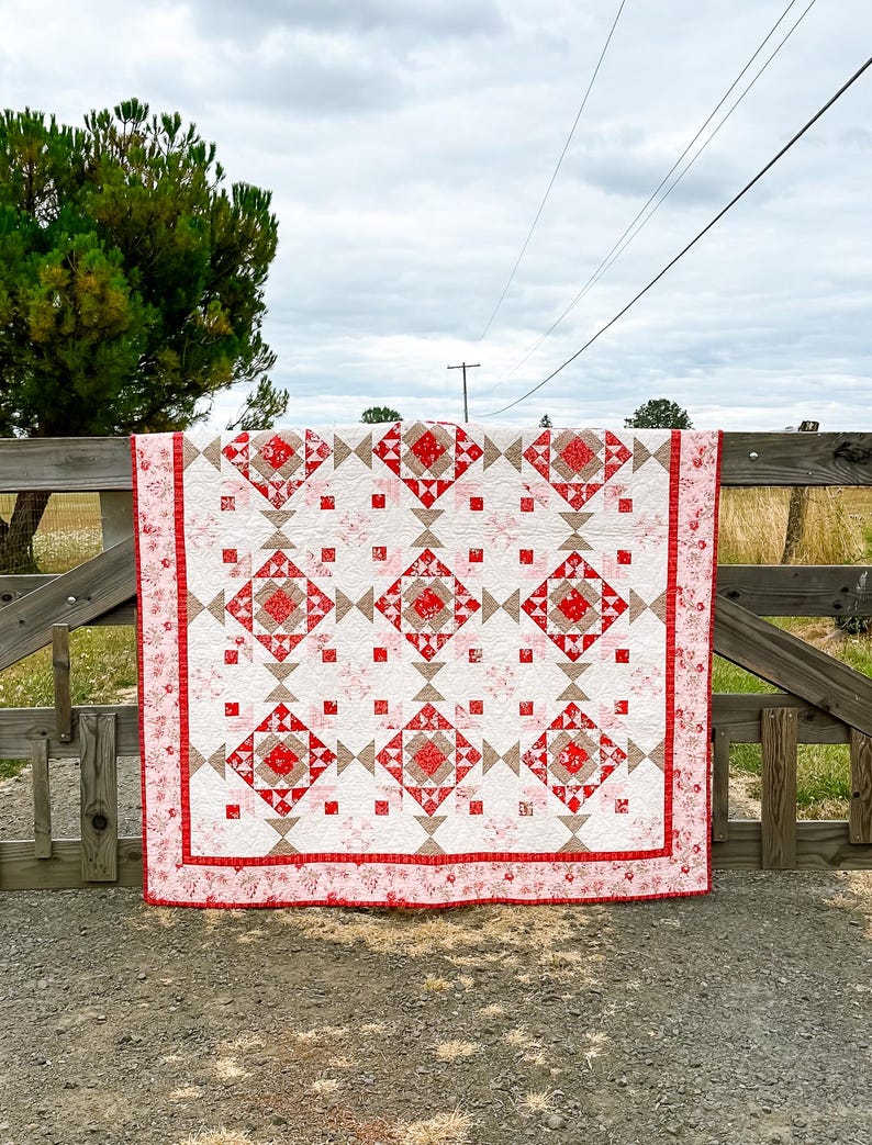 PDF Strawberries & Cream Quilt Pattern - Etsy