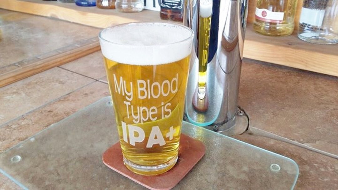 IPA Glass, Craft Beer Gift, Deep Etched Pint Glass, Christmas Gift ...