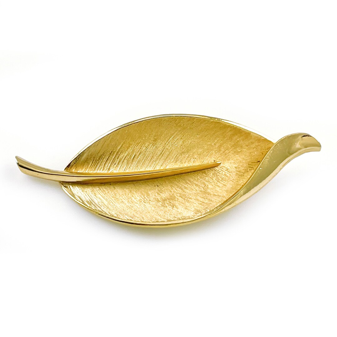 Vintage Crown Trifari Gold Tone Leaf Brooch - Etsy