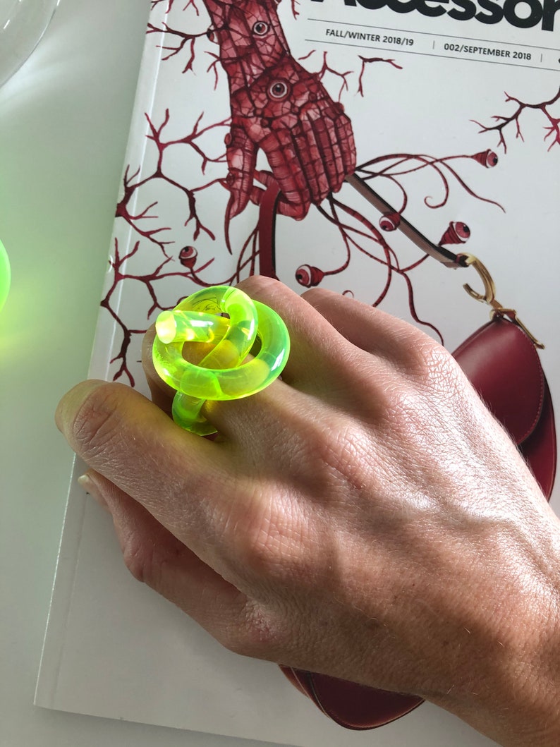 Loop RING Acrylic Ring Acrylic Knot Ring Statement Ring - Etsy