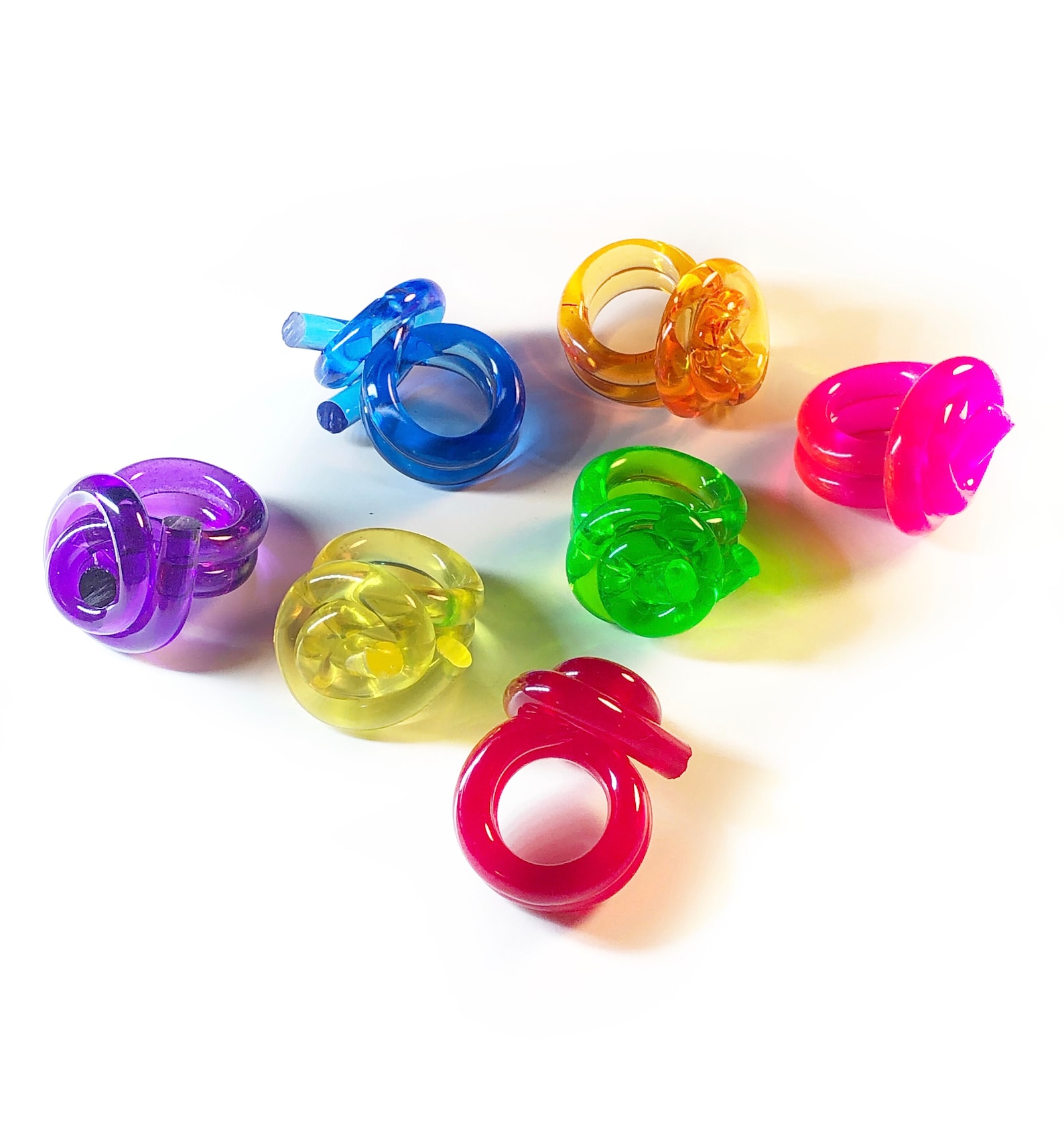 Loop RING Acrylic Ring Acrylic Knot Ring Statement Ring - Etsy